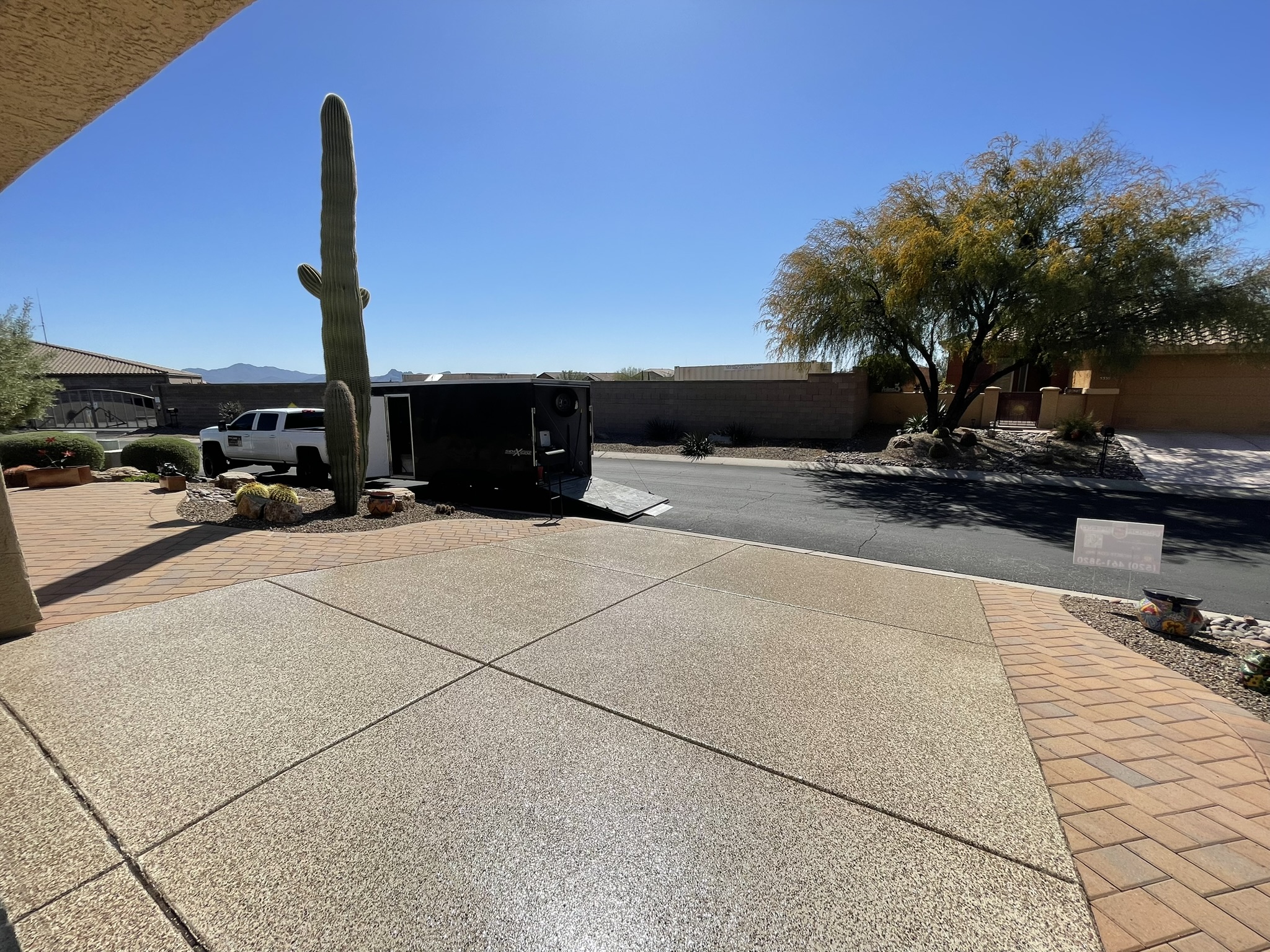Incredible Epoxy removal and Polyaspartic Driveway concrete coating ...