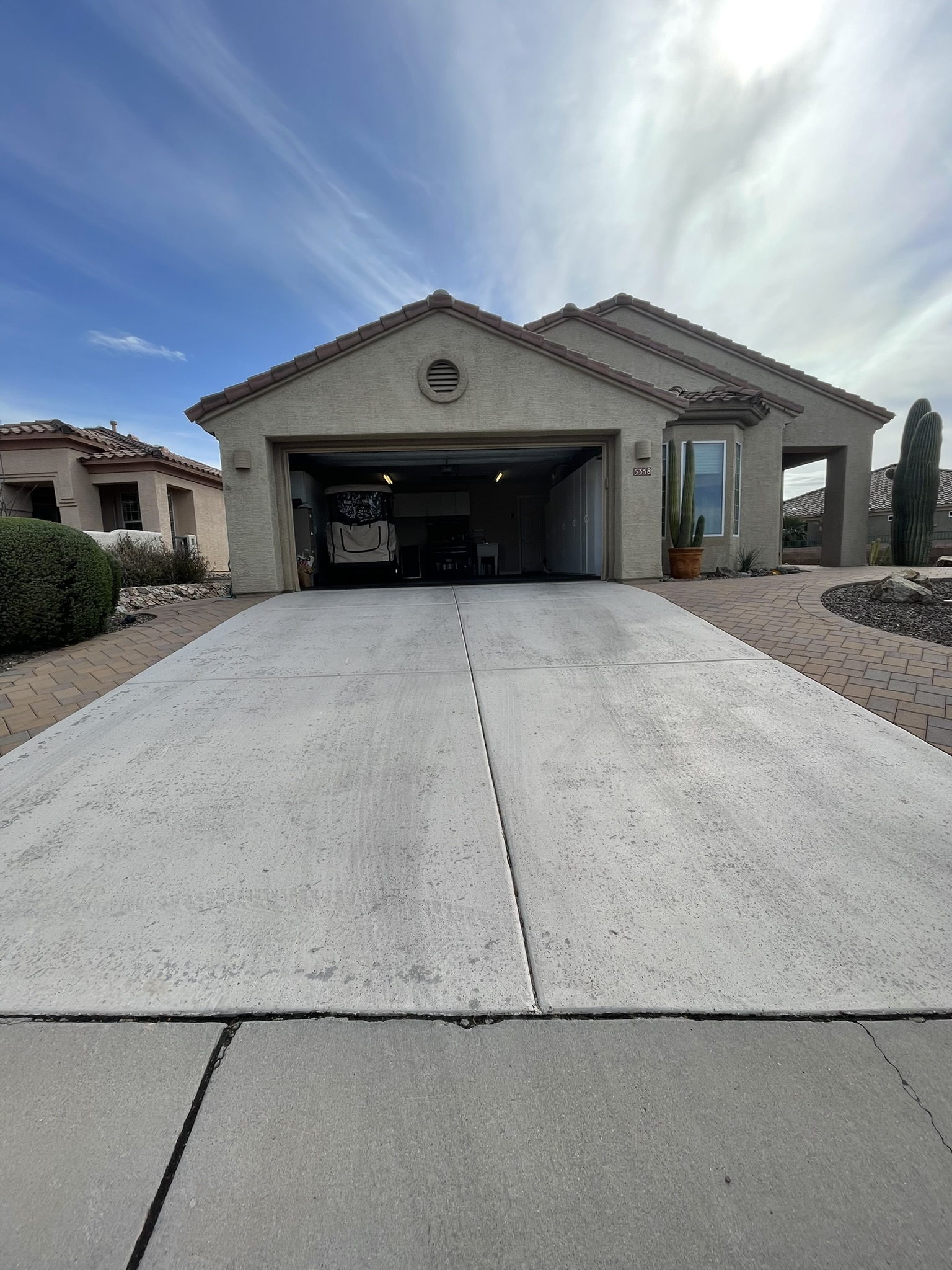 Incredible Epoxy removal and Polyaspartic Driveway concrete coating ...