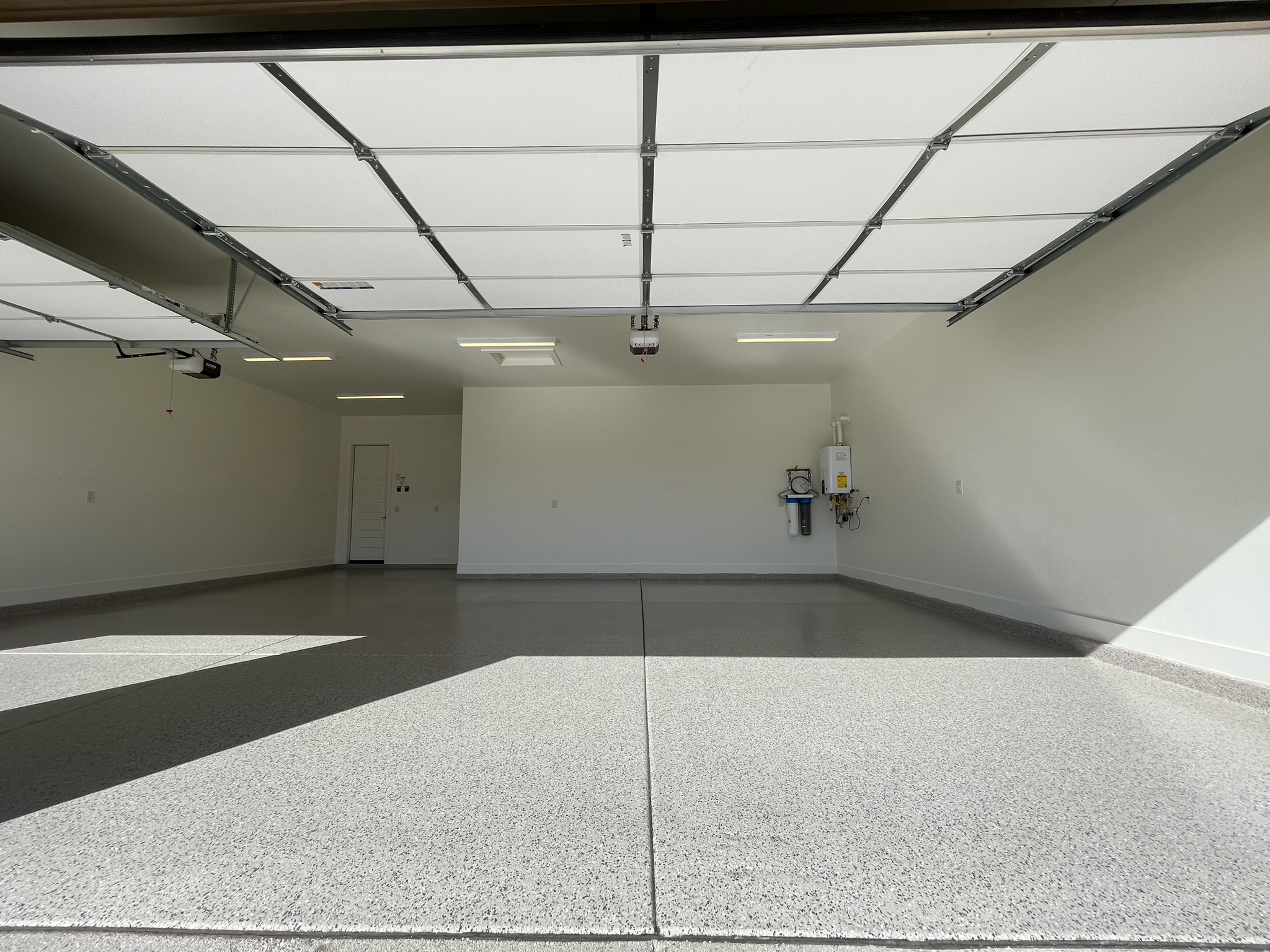 Superb Garage Floor Coating Completed North Of Oracle In Tucson, AZ